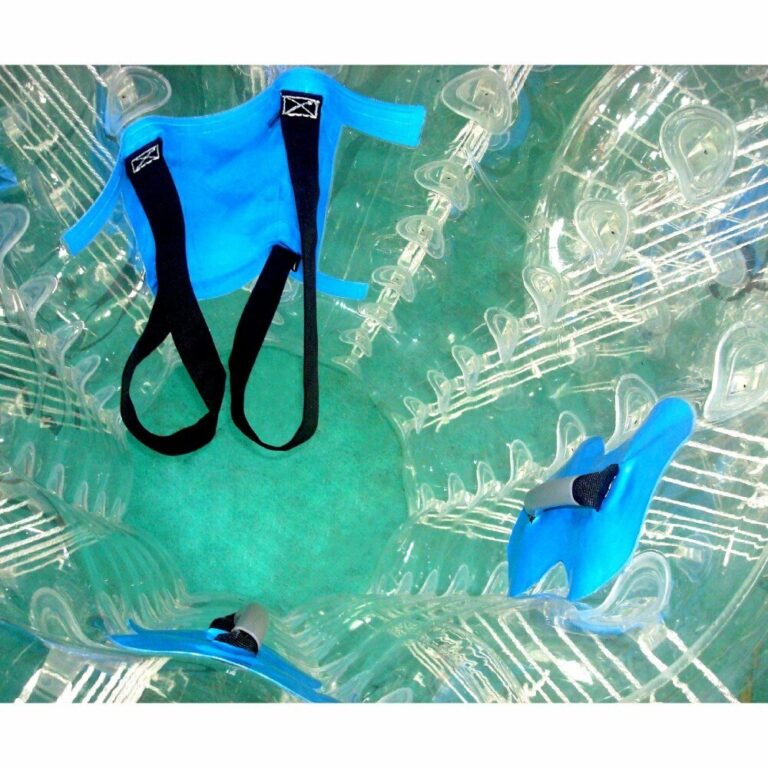 Outdoor Family Inflatable Zorb Soccer Bubble Ball 12m 5colors Durable ...