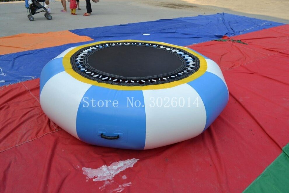 2m Inflatable Water Trampoline Bouncer With Splash Pad For Kids ...