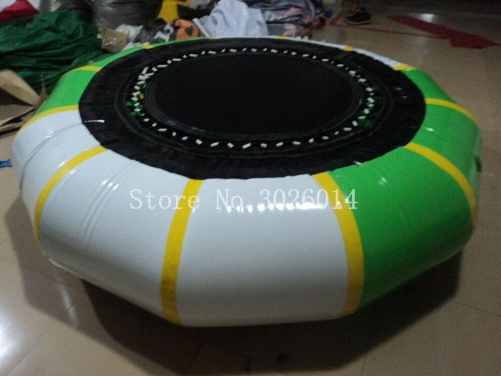 2m Inflatable Water Trampoline Bouncer With Splash Pad For Kids ...