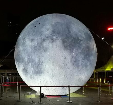 2m Diameter Led Inflatable Moon Ball For Bar Club Events - WeFlatables ...